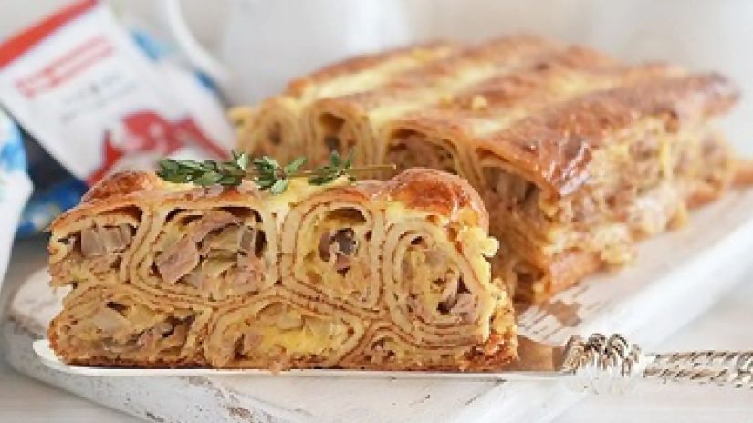 ბლინები სოკოთი და ყველით